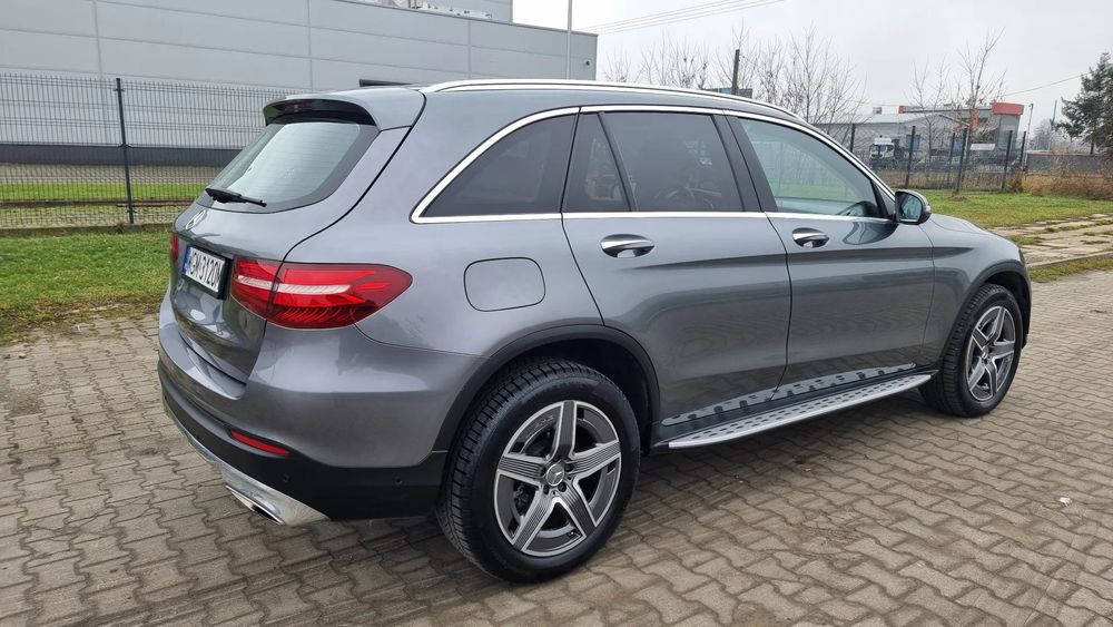 Mercedes-Benz GLC 2.0 benzyna 258KM 75tys km 4x4 LED NAVI Skóry Alu AMG ...