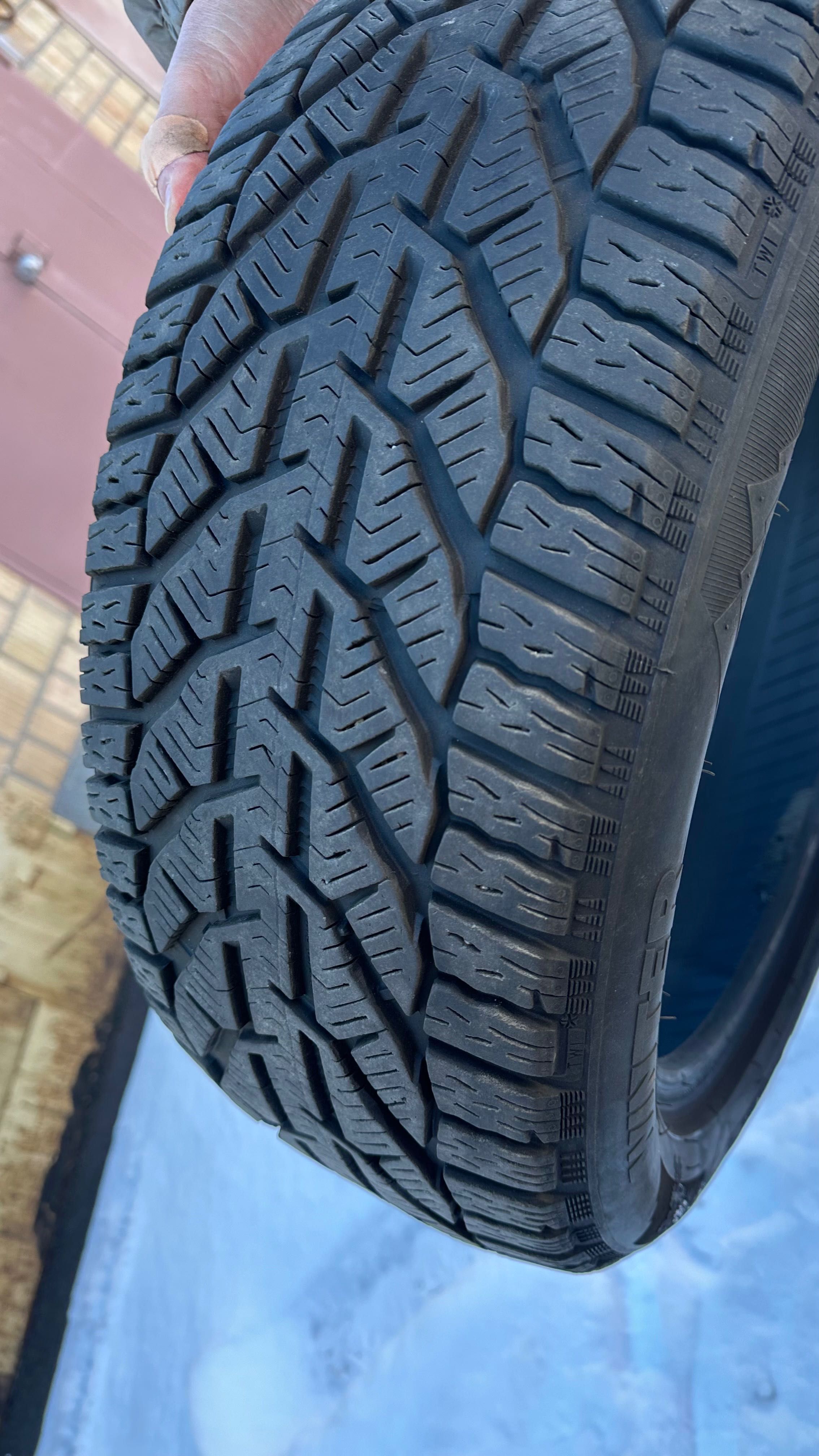 Продам резину. TAURUS WINTER 215/50 R17 95V: 750 грн. - Автошини Київ ...