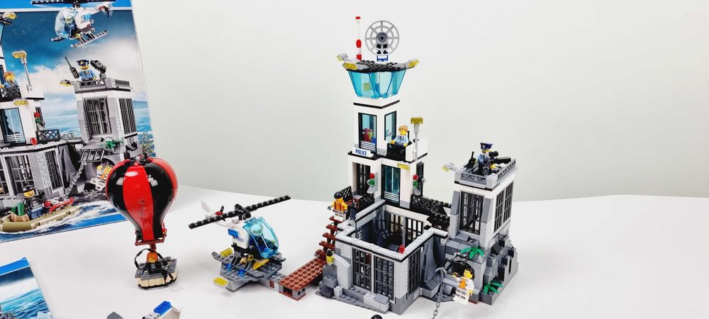 Конструктор LEGO City Остров-тюрьма 60130: 3 200 грн. - Конструктори ...