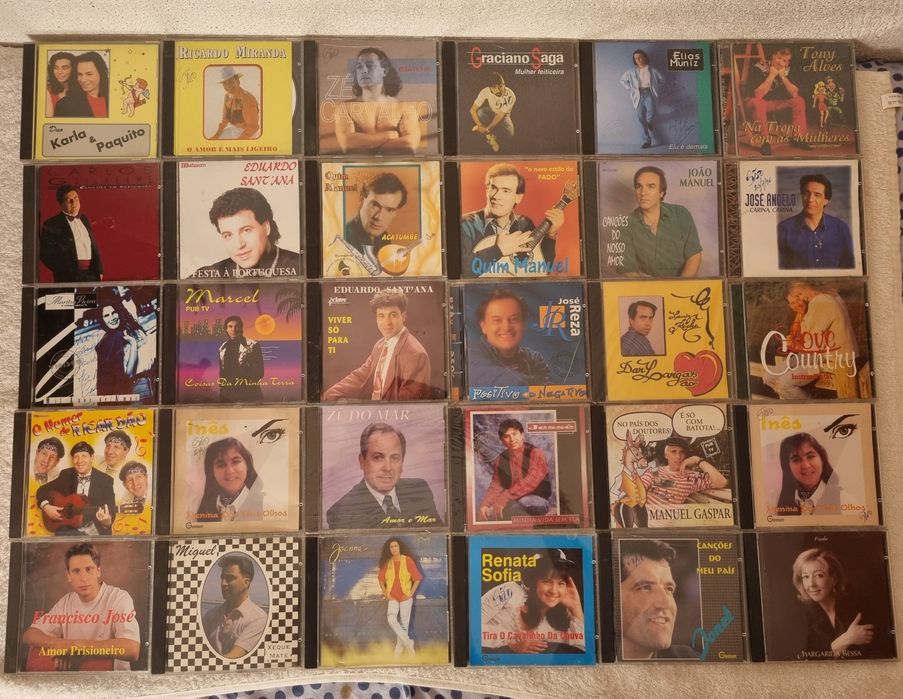 Lote de CDS Antigos de Musica Portuguesa Águas Livres • OLX Portugal