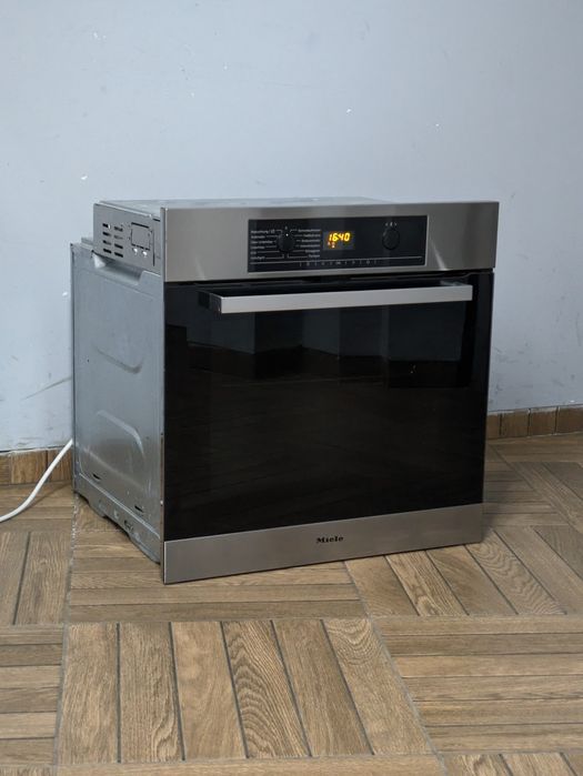 Духова шафа Miele h 5247 Паровий удар АвтоПрограми: 18 500 грн. - Плити / печі Львів на Olx