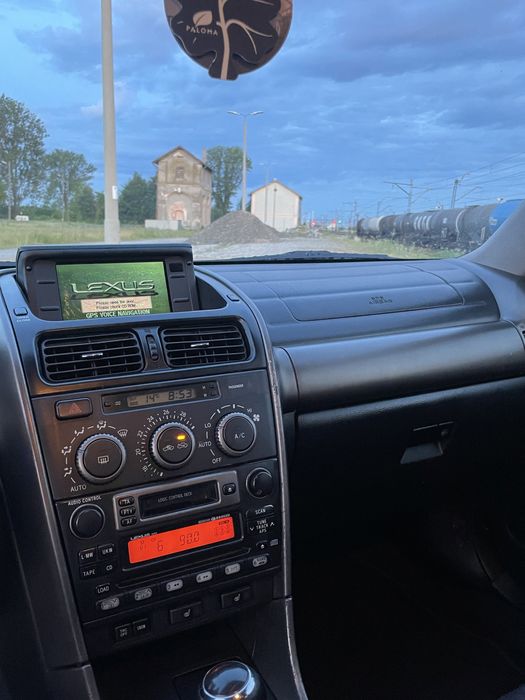 Lexus is 200 Manual R6 RWD tył napęd/ zdrowy/ cena do negocjacji ...