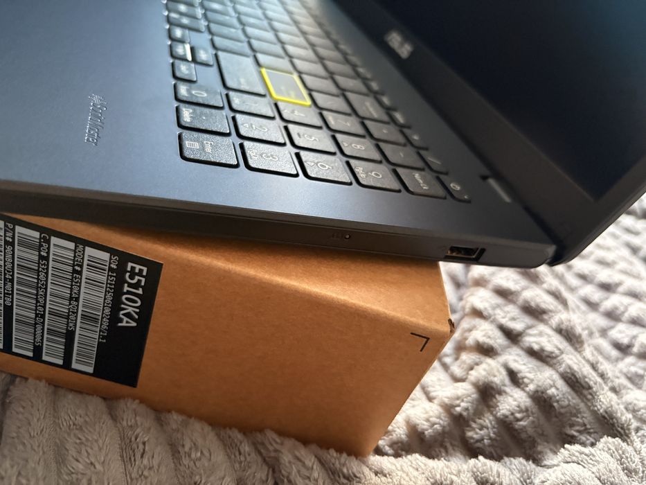 Asus Vivobook go E510KAB 15,6 8GB RAM 512GB SSB Windows 11 nie uzyty Bogatynia Centrum • OLX.pl