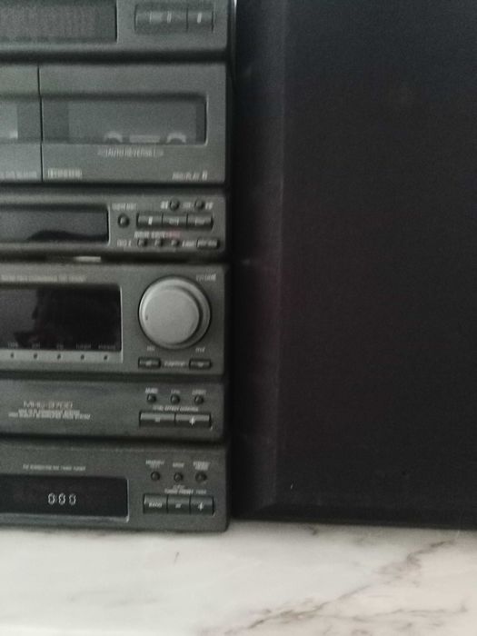 HI FI conjunto sony MHC 3700 Algés, Linda-A-Velha E Cruz Quebrada ...