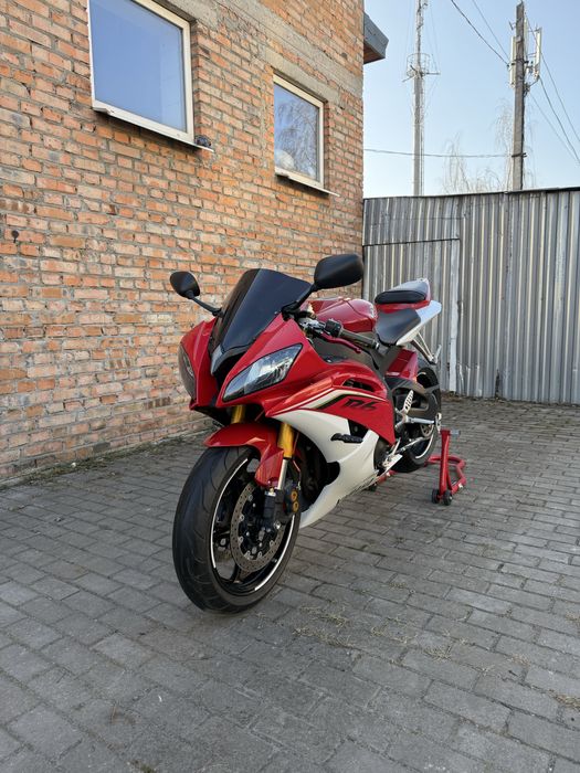 Продам Yamaha R6 Limited Edition: 4 000 $ - Мотоцикли Шептицький на Olx