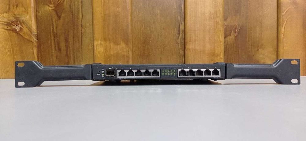 Маршрутизатори MicroTik: 6 000 грн. - Роутери (маршрутизатори) Корсунь ...