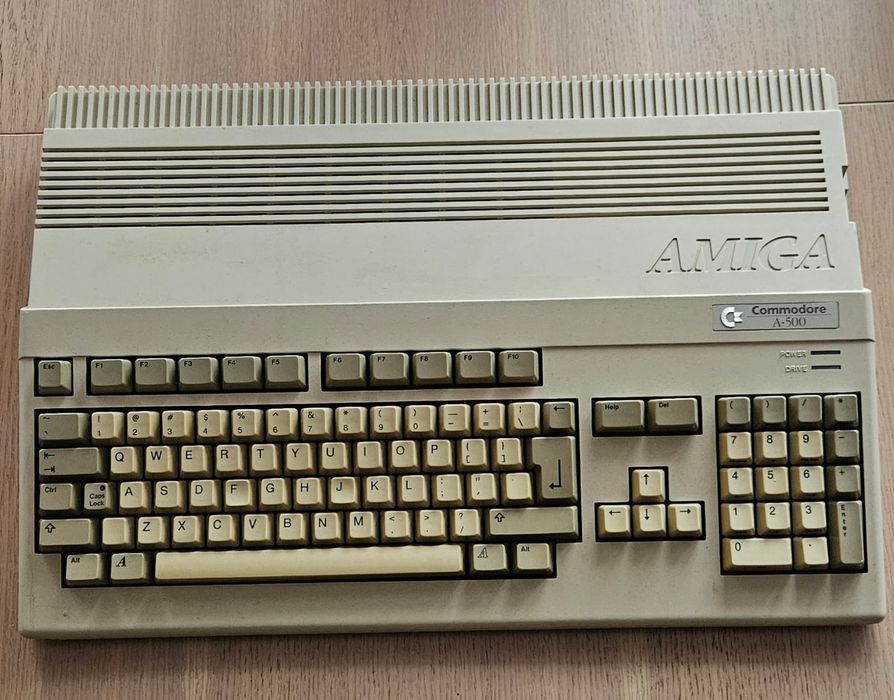 Commodore Amiga 500 8a Lubin • OLX.pl