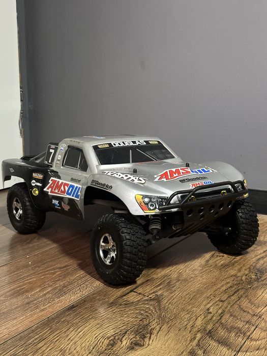 Traxxas slash 2wd 1/10 short course Janków Zaleśny • OLX.pl