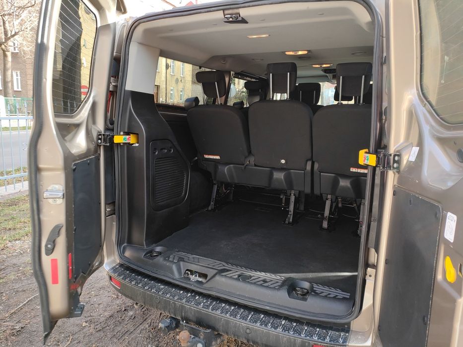 Wynajem busa Ford custom Świebodzice • OLX.pl