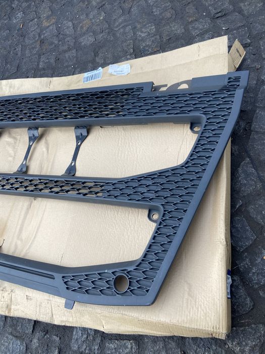 Atrapa grill maska volvo fh4 fh 4 Kornowac • OLX.pl