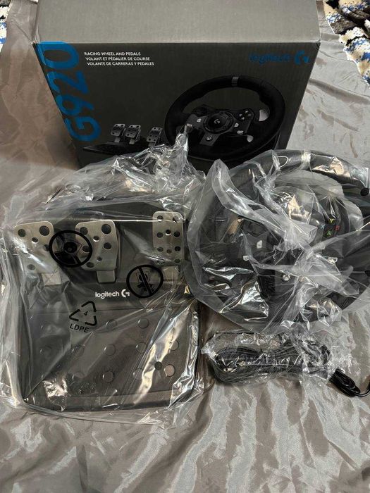 НОВІ Руль та педалі Logitech G29/G920 Driving Force Racing: 9 990 грн ...