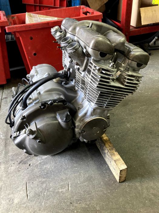 Motor Mota Yamaha XJ600 (Peças) Vila do Conde • OLX.pt
