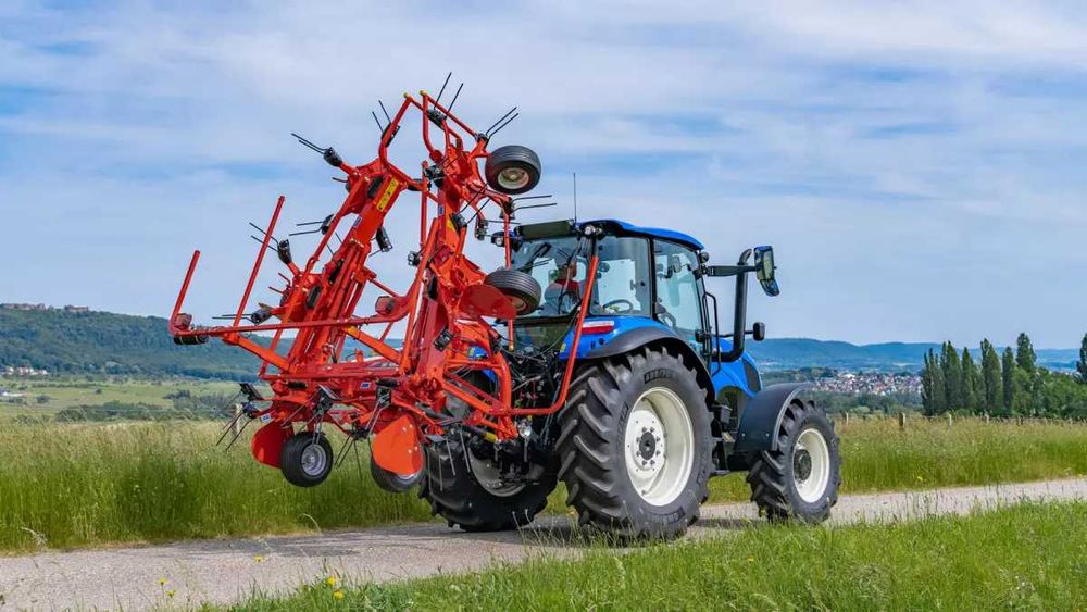 Przetrząsacz KUHN GF 5203 | Dostępny od ręki na placu! szer. 5,2m ...