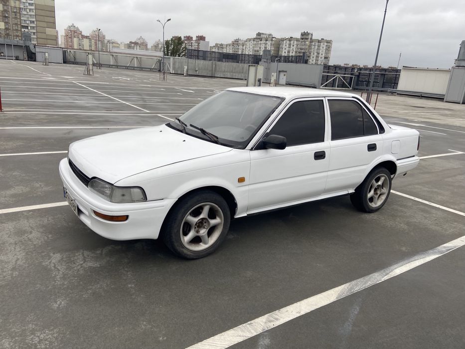 Toyota corolla e90: 1 200 $ - Toyota Київ на Olx