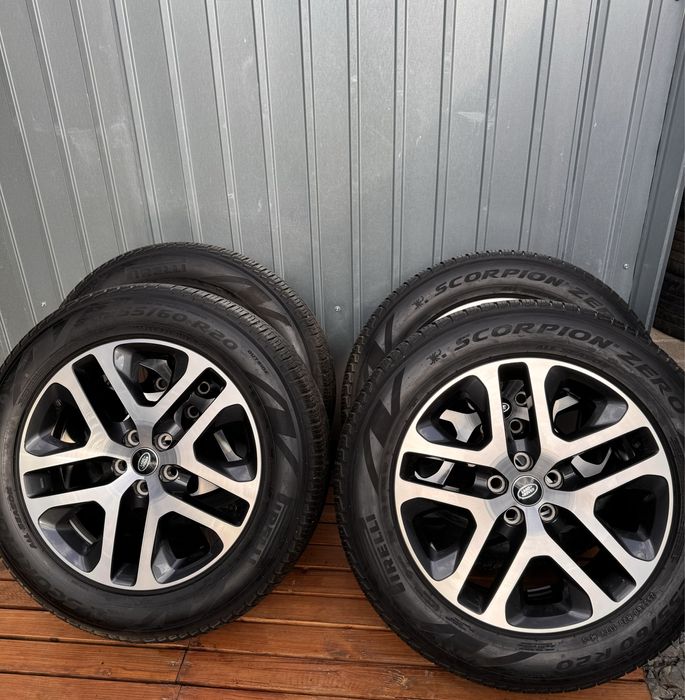 Колеса Orig.LAND ROVER DEFENDER R20 255/60/20: 1 850 € - Колеса в зборі ...