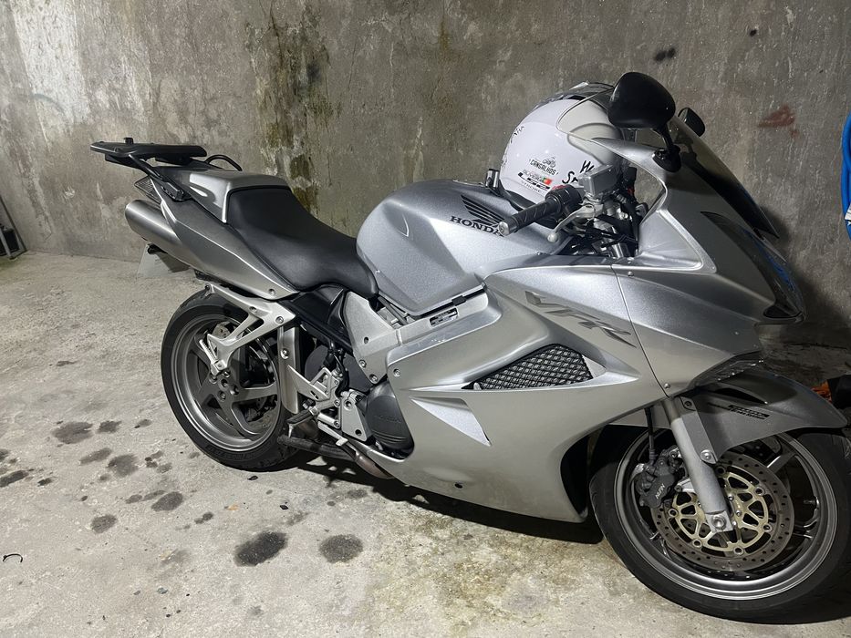 Honda VFR 800 VTEC Malta E Canidelo • OLX Portugal