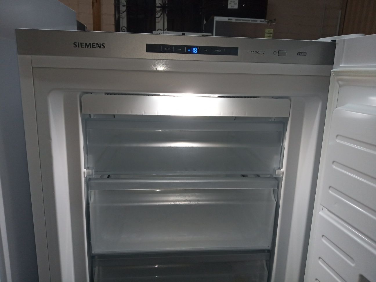 Морозильная камера Bosch No-Frost 324 литра INVERTER A+++ из Германии ...
