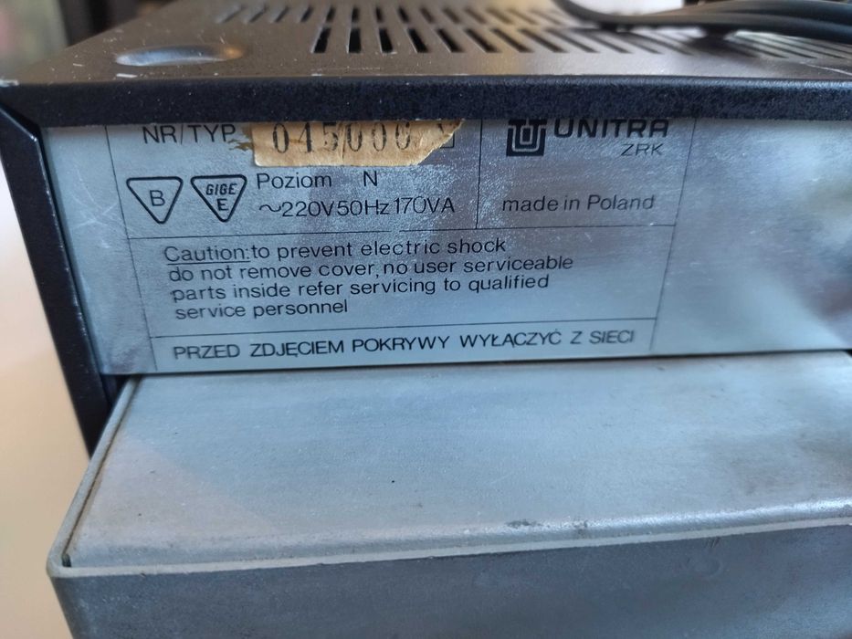Amplituner Unitra AT 9100 + oryginalna instrukcja i schemat + kable ...