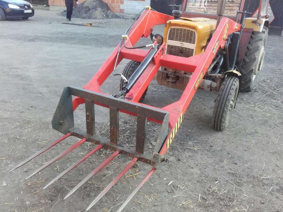 Ladowacz czołowy Art-Tur 2 ,3 c330 c 330 c 328 nowy Art - Tur Zbiersk ...