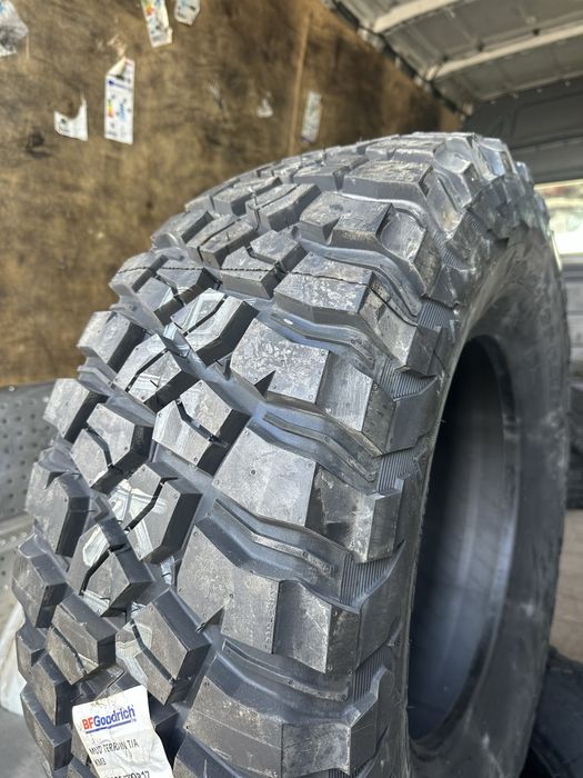 285/70R17 BF Goodrich Mud Terrain T/A KM3 4X4: 355 $ - Автошины Черновцы на Olx