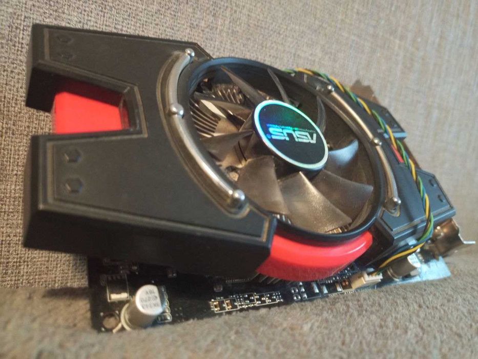 Amd radeon 6670 HD 1gb відеокарта: 499 грн. - Комплектующие и запчасти ...