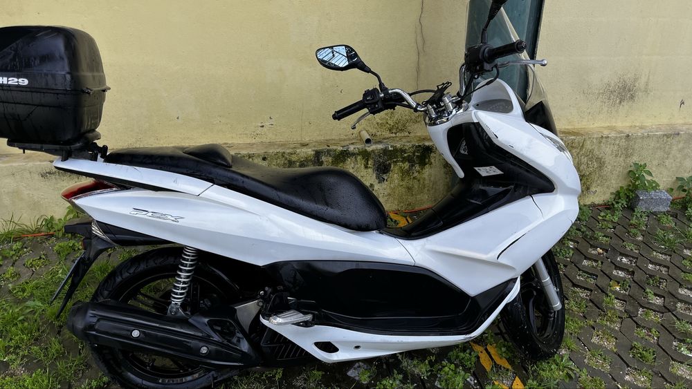 Honda PCX 125 ano 2011 Arroios • OLX.pt