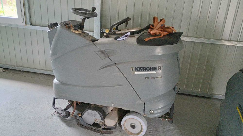 SZOROWARKA myjka do podłóg KARCHER b140 b150 Bochnia • OLX.pl