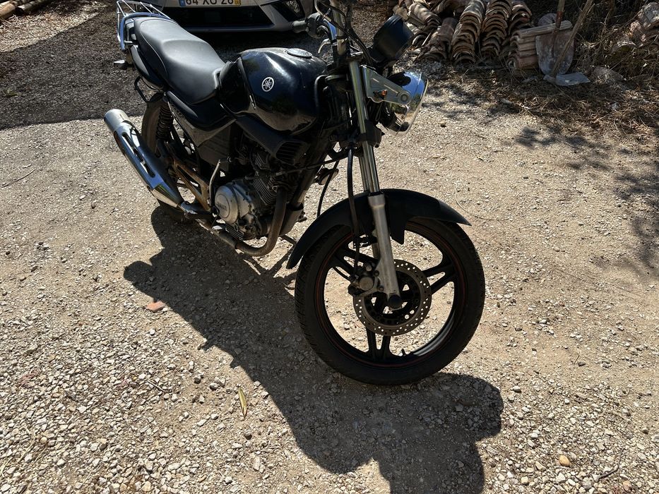 Yamaha Ybr 125cc 2005 Quarteira • OLX.pt