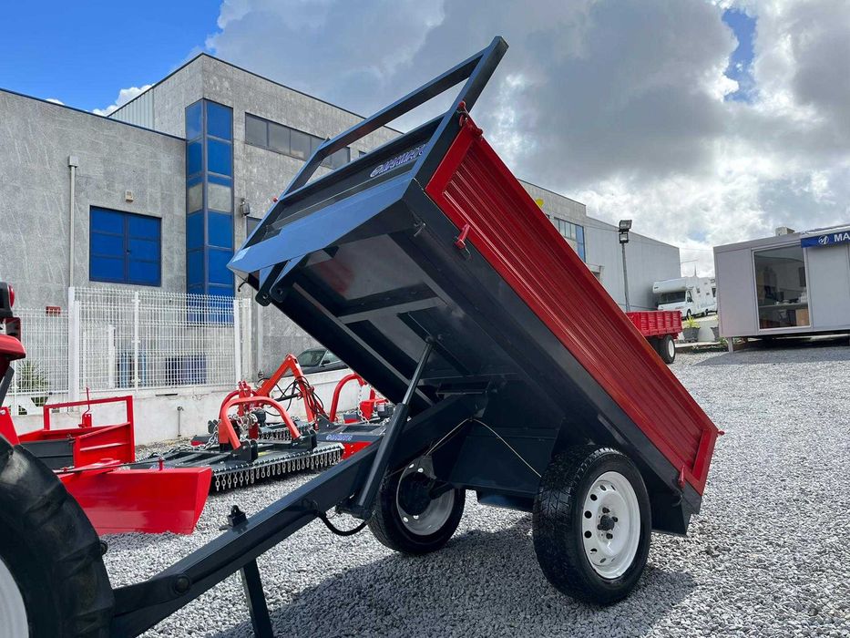 Reboque/Atrelado para mini trator hidráulico NOVO Bougado (São Martinho ...