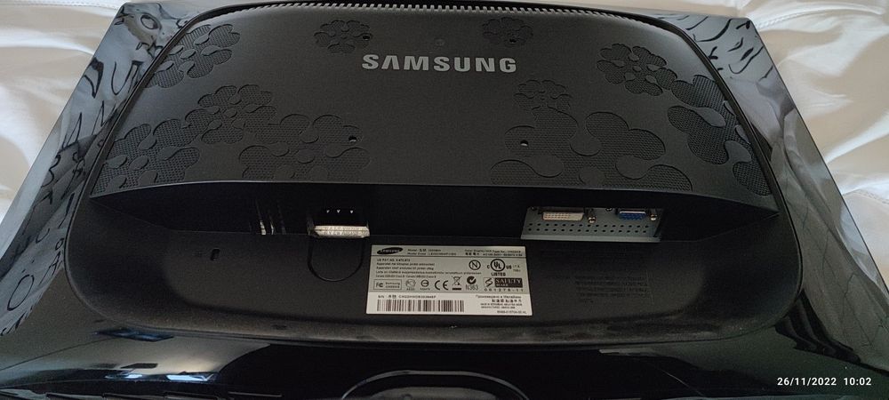 Monitor Samsung syncmaster 22 Carcavelos E Parede • OLX.pt