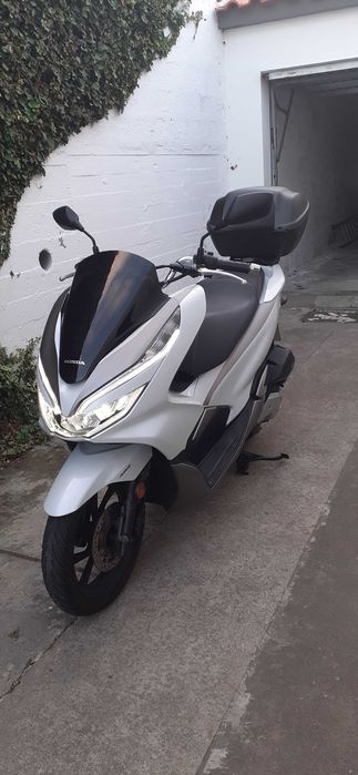 Mota Honda PCX 125 Pico da Pedra • OLX Portugal
