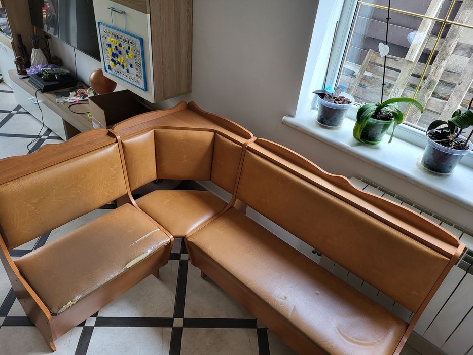 Продам кухонний куток 1 000 грн Кухонні меблі Вінницькі Хутори на Olx