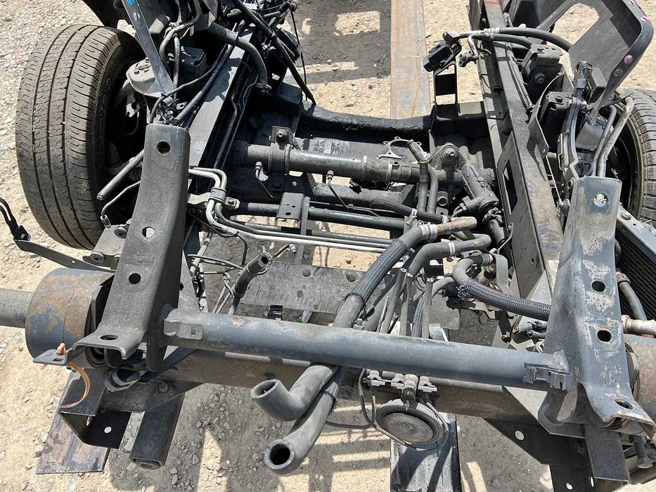 Zawieszenie przednie Cabstar F24 Maxity 06-13 Bez Korozji Import Gąbin ...