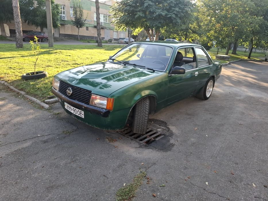 Продам Opel Record e: 1 200 $ - Opel Одеса на Olx