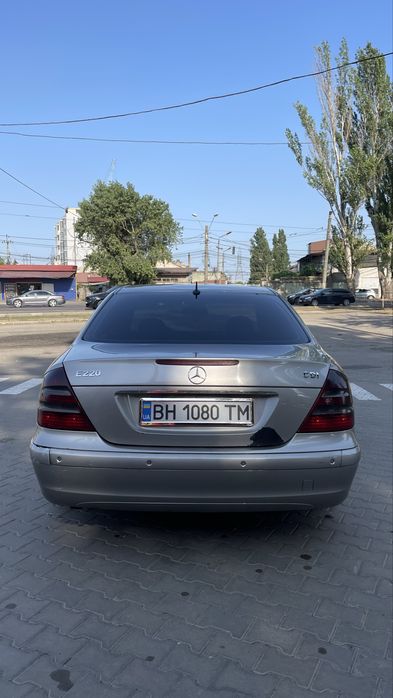 Продам мерседеc w211: 4 250 $ - Mercedes-Benz Одеса на Olx