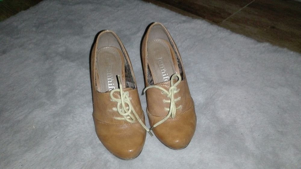 Półbuty na obcasie Jennifer r. 34 Sulejów • OLX.pl