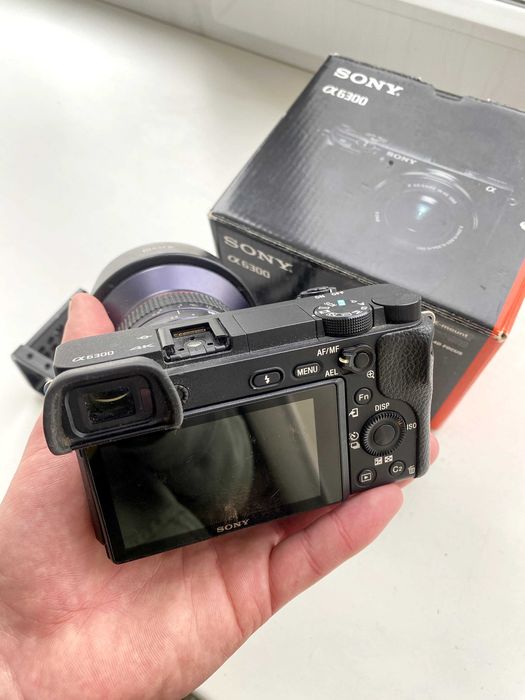 Sony A6300+SmallRig Cage+Meike 12mm F2.8 APS-C +FeiyuTech A1000 Gimbal ...