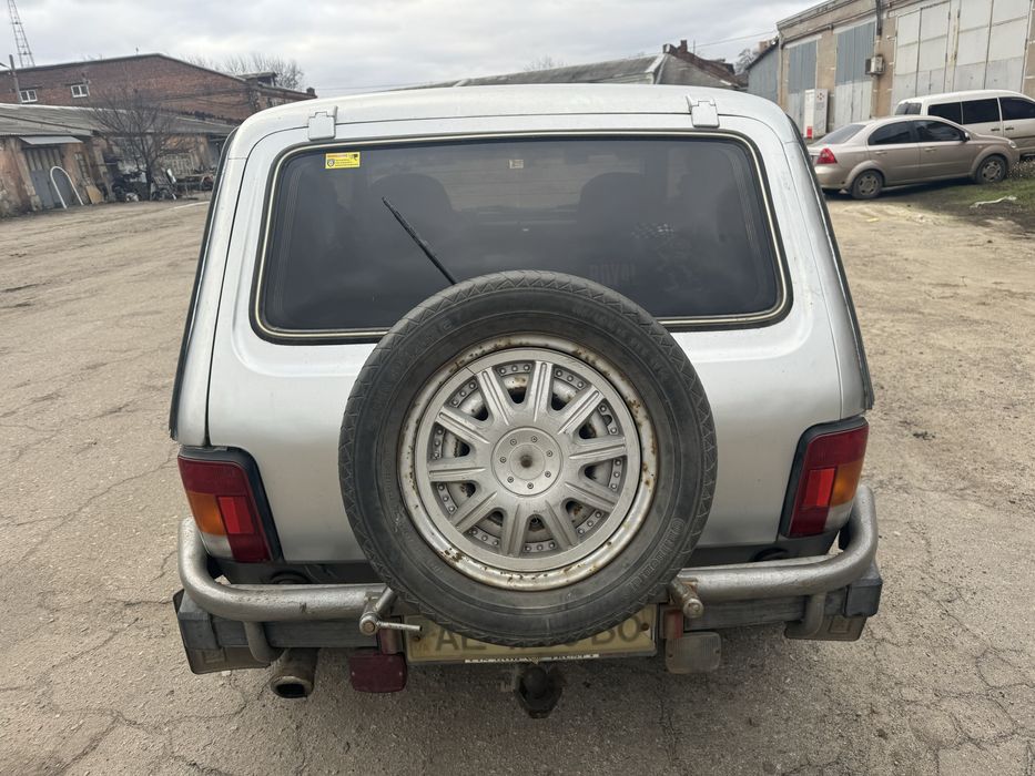 ВАЗ Lada 2121 Нива Тайга 1.7 (Niva Taiga) 2005 рік На Разборку: 1 250 $ - ВАЗ Харків на Olx