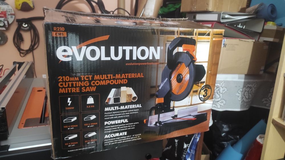 Ukośnica pilarka Evolution R210CMS z tarczą do drewna i stali Łomża • OLX.pl