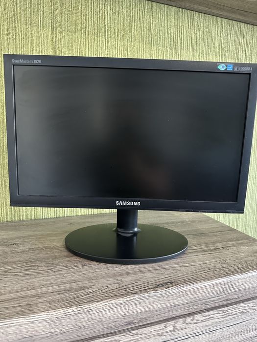Монитор Samsung E1920N 19”, 3 шт в нал . Николаев: 1 400 грн ...