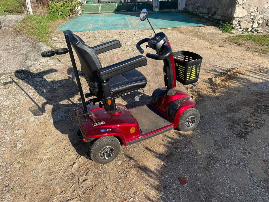 Triciculo Scotter mobilidade reduzida LEO INVACARE Figueira da Foz • OLX.pt