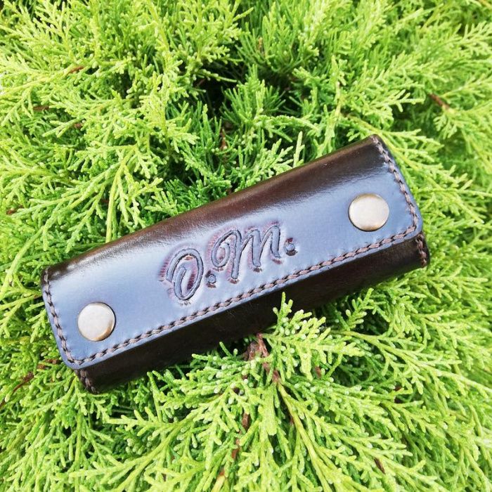 Ключница кожаная с любым тиснением инициалы или рисунок 800 грн Чохли для ключів Вінниця