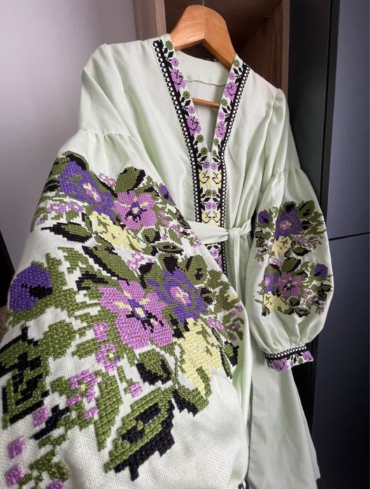 Вишиванка вишите плаття сукня вишиванки 2 400 грн Сорочки та блузки вишиванки Коломия на Olx