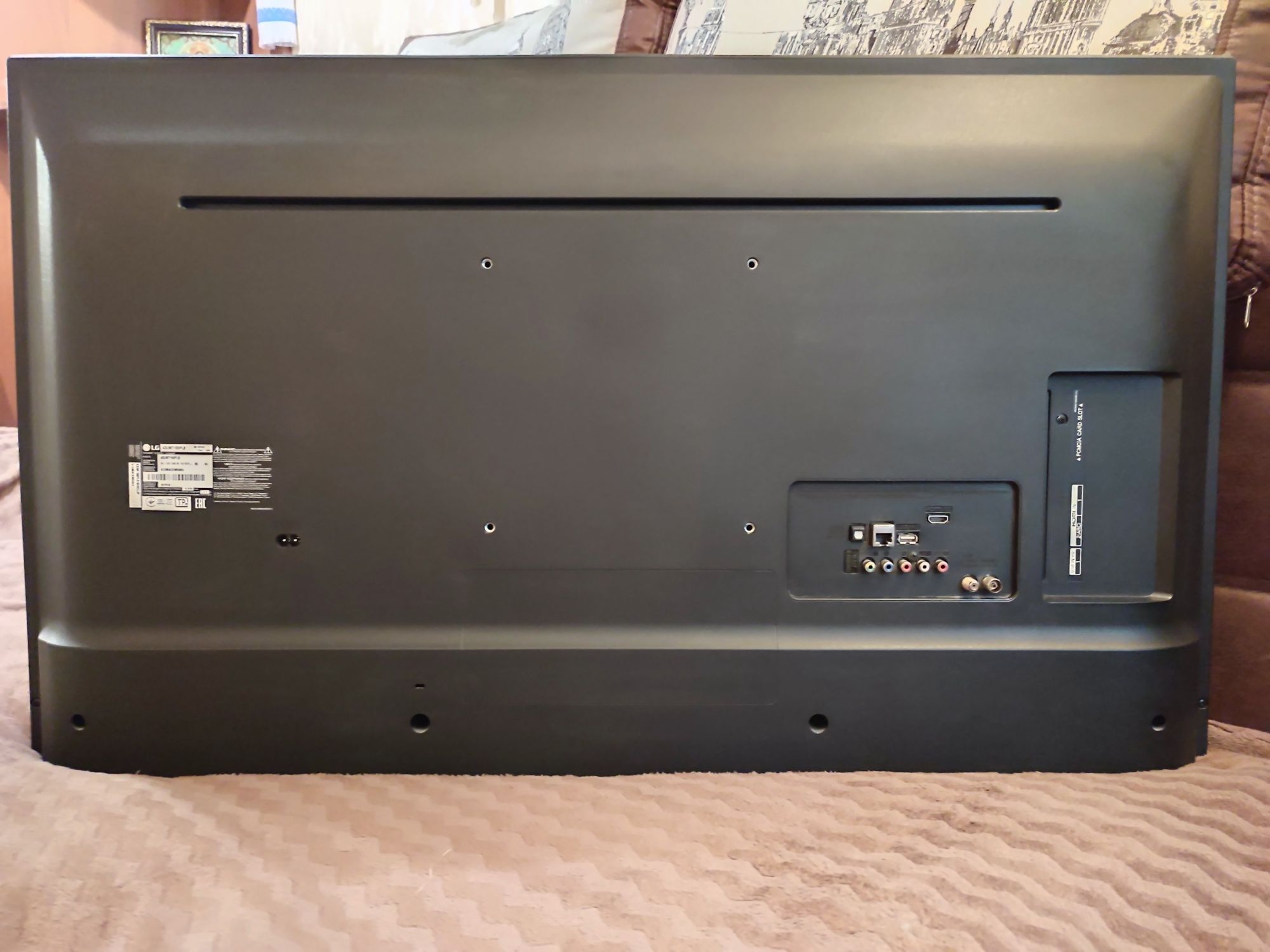 LG 43UM7100PLB 2019року на деталі: 3 000 грн. - Телевізори Рівне на Olx