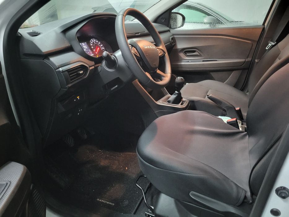 Dacia Sandero Eco-G 100 Essential GPL Vila Franca de Xira • OLX.pt