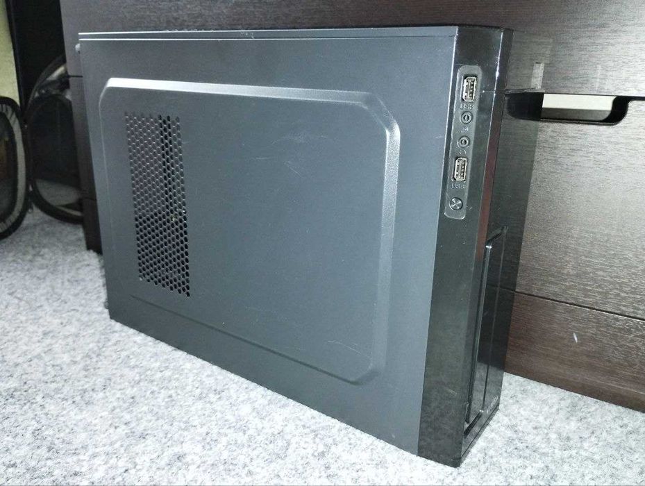 Ssf mini-itx PC case Vinga with power supply 400w: 900 грн. - Настільні ...