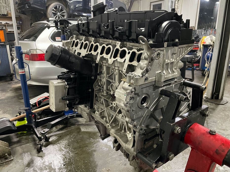 Silnik BMW N57D30C Części Wał Korbowy Blok Głowica Tłoki z korbą ...