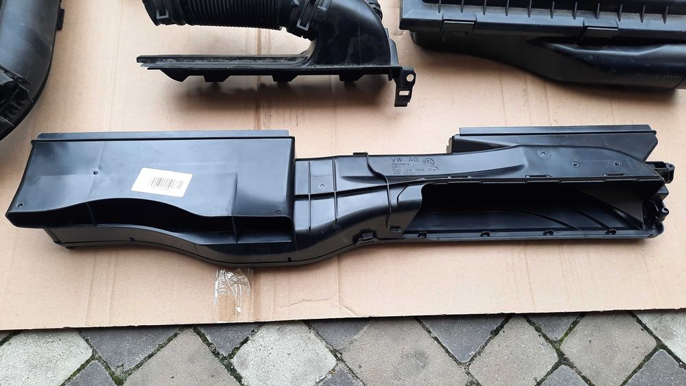 Направляючий воздуховод Шкода Октавія А7 VW Гольф 7 Пасат Б8 5Q0129254 ...
