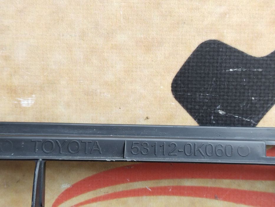 Toyota Hilux 2011-2015 решетка бампера переднего 53112-0K060: 70 ...