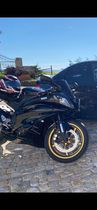 Yamaha YZF - R6 - 2006 - Versão RJ11 - Edição 20000 RPM Portimão • OLX.pt